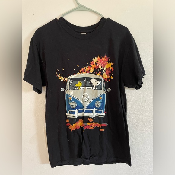 Gildan | Tops | Snoopy And Woodstock Vw Bus Fall Tshirt | Poshmark